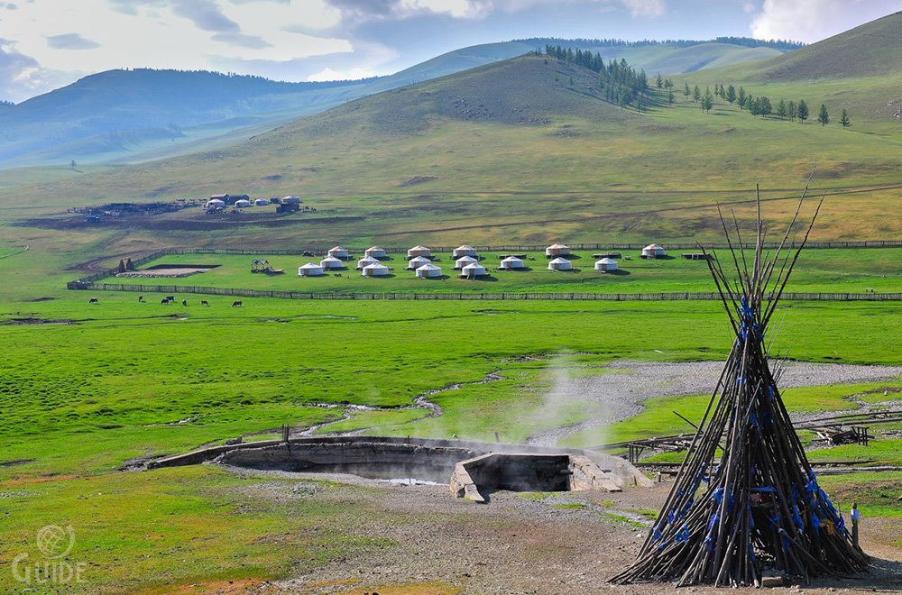 TIC 4.1 TSENKHER hot spring :: www.touristinfocenter.mn